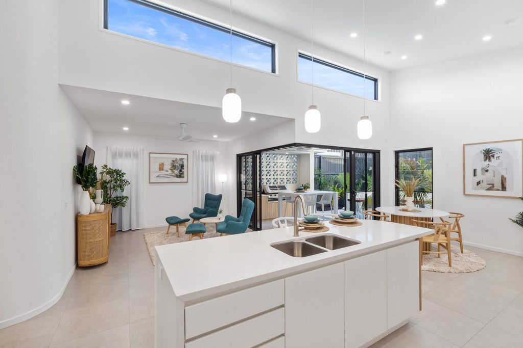Edgewater 220 Display by GJ Gardner, QLD - Price, Floorplans, Facades ...